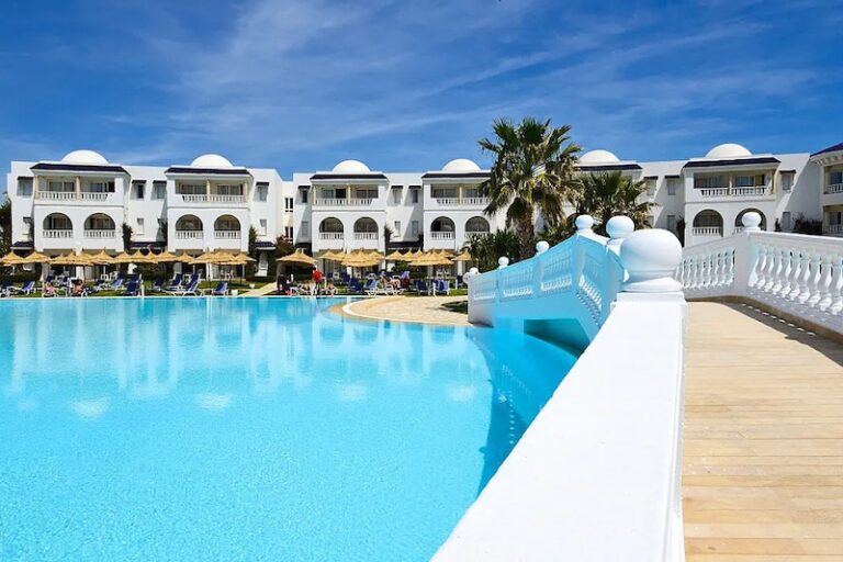 Golden Tulip Taj Sultan - elegancki 5* hotel w Tunezji